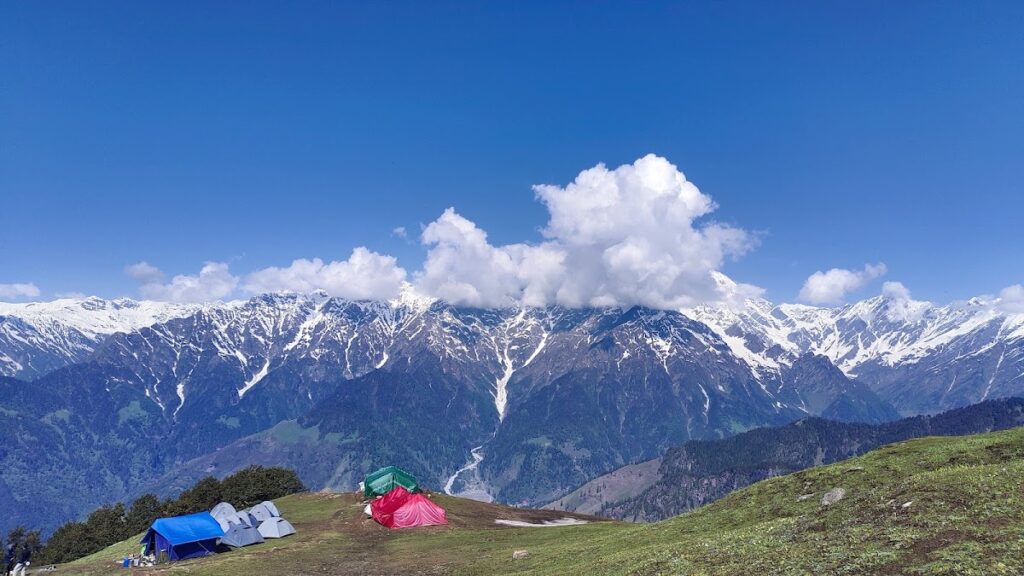 Bhrigu Lake Trek Guide 2025: Complete 14,100ft Sacred Lake Adventure